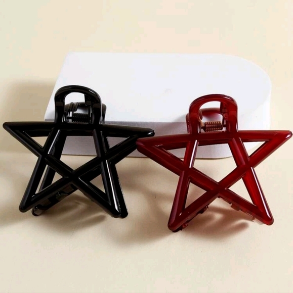 Hot Topic | Accessories | Star Hair Claw Clip | Poshmark